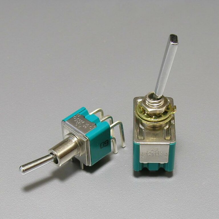 Toggle Switches 3T Series - SGM Corporation - dot B