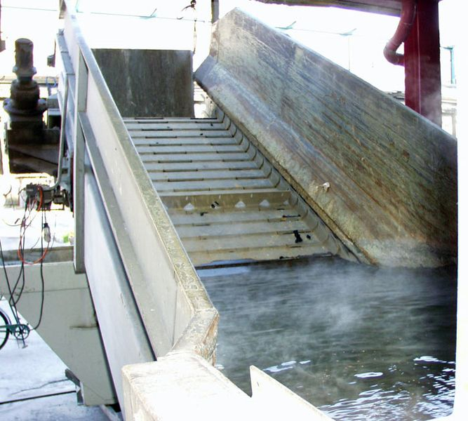 TRC - Submerged drag chain conveyor - Advanced Conveyor Technology - dot B